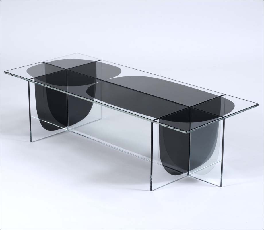 Collection de tables Bipolar du studio Os and Oos : Design