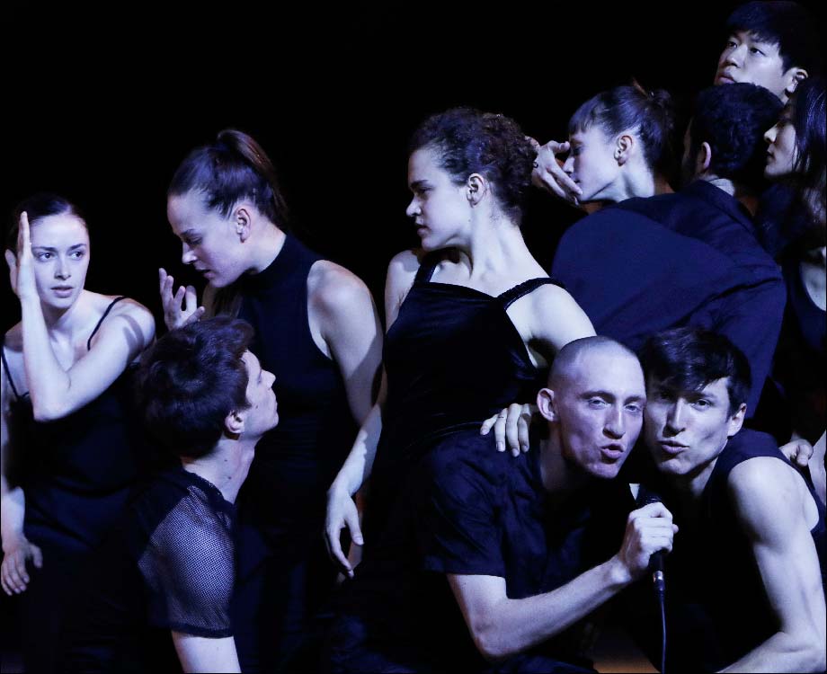 Danse: "Venezuela" d'Ohad Naharin (Batsheva Dance Company)
