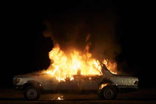 Expo: "Burning car", de Superflex, Galerie Jousse Entreprise